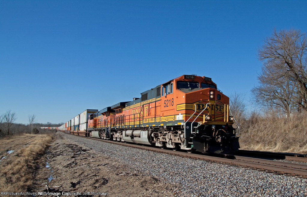 BNSF 5218